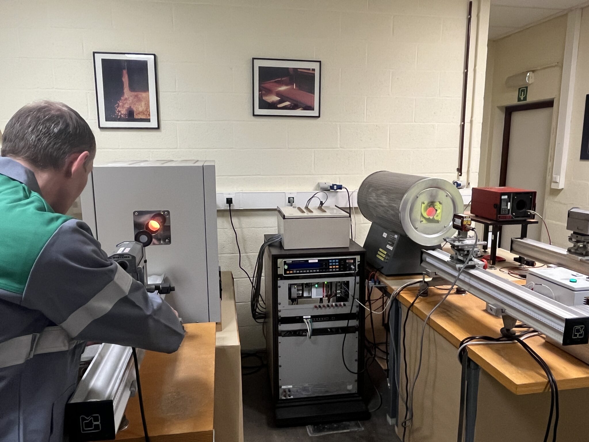 Unique infrared pyrometer calibration laboratory
